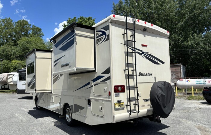 2018 Winnebago Sunstar LX 27N - Classic RV Sales - Classic RV Sales
